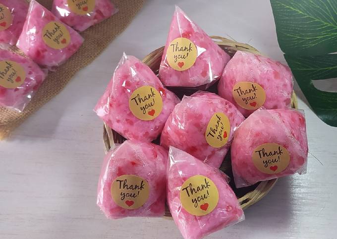 Resep Awug sagu mutiara oleh shofisquenta - Cookpad