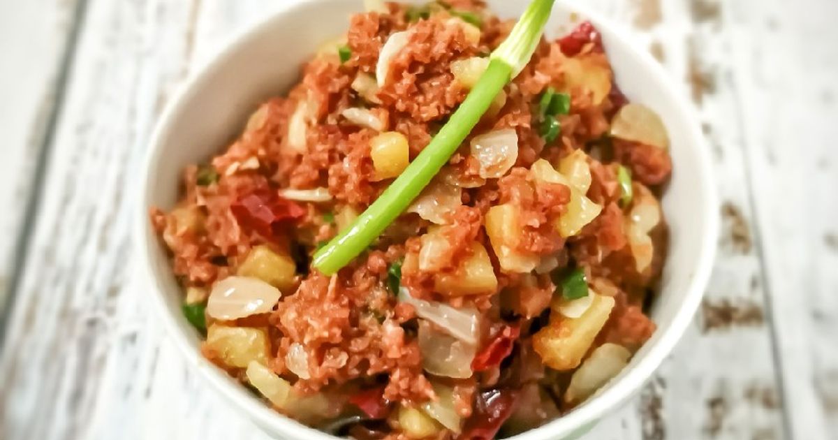 Resipi Tumis Daging Hancur (Corned Beef) oleh Secubit Rasa Cik Nani🌷 ...