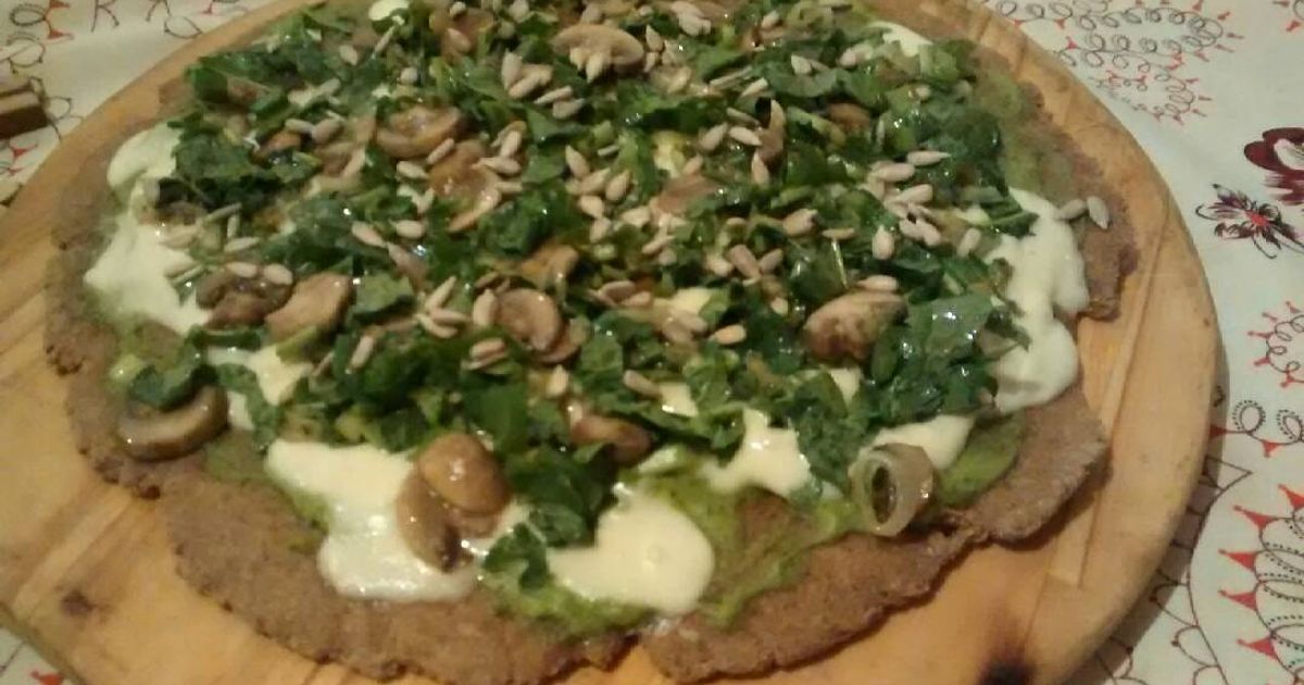 Pizza De Rúcula Y Champiñones Con Salsa De Palta Receta de Las Recetas ...