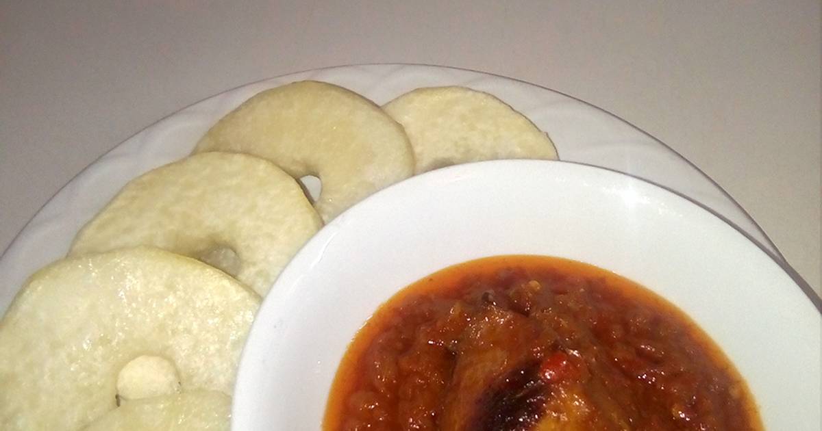 Yam and stew Recipe by Amira Abdul - Cookpad