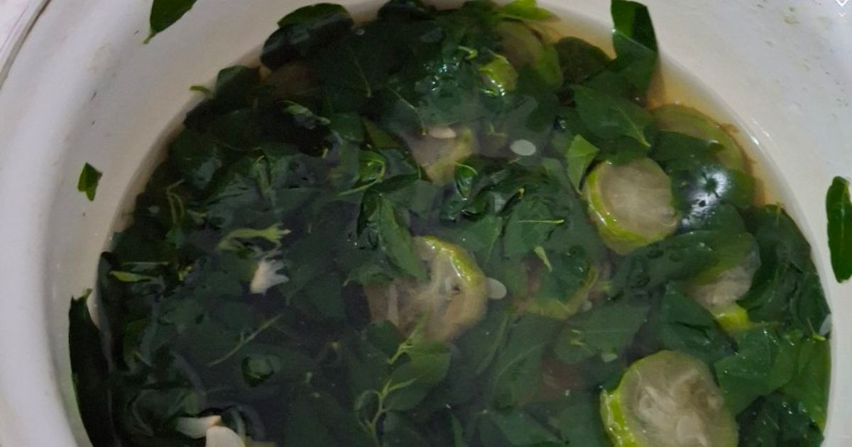 Resep Sayur Daun Katuk Sederhana oleh Inapuspitaningrum Kisan - Cookpad