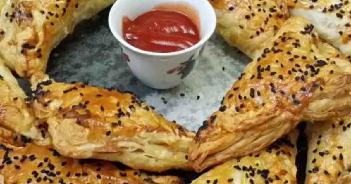 Mutton Mince Puff Pastry Patties Recipe by ZMA - Cookpad