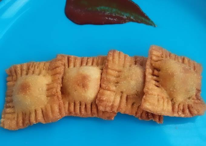 Spinach and potato aata packet Recipe by Jayakrite Kande - Cookpad