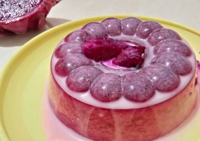 Resep Pudding Buah Naga oleh mir - Cookpad
