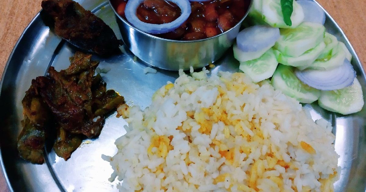 Rajma Rice And Bharwa Parval Recipe by Anju Choubey - Cookpad