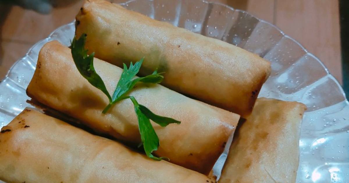 Resep Lumpia goreng oleh Arlyn Alvionita - Cookpad