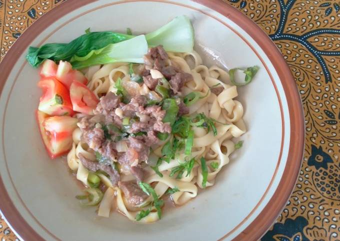 Resep Mie Sapi Goreng oleh Ines Saraswati - Cookpad