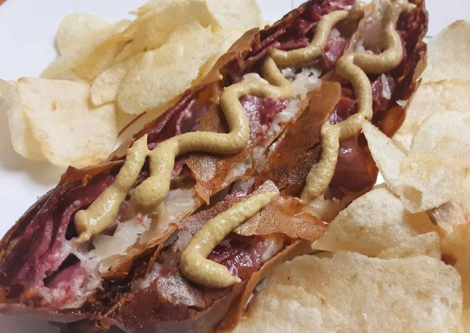 Rubenesque Egg Roll Grande Recipe by Maggie Conlon Martin - Cookpad