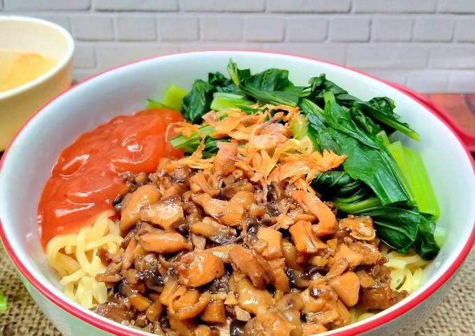 Resep Bakmi Ayam Jamur oleh olive bunda qonita - Cookpad