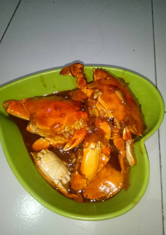 Resep Kepiting saos asam manis lada hitam oleh Dishyani Hafsya - Cookpad