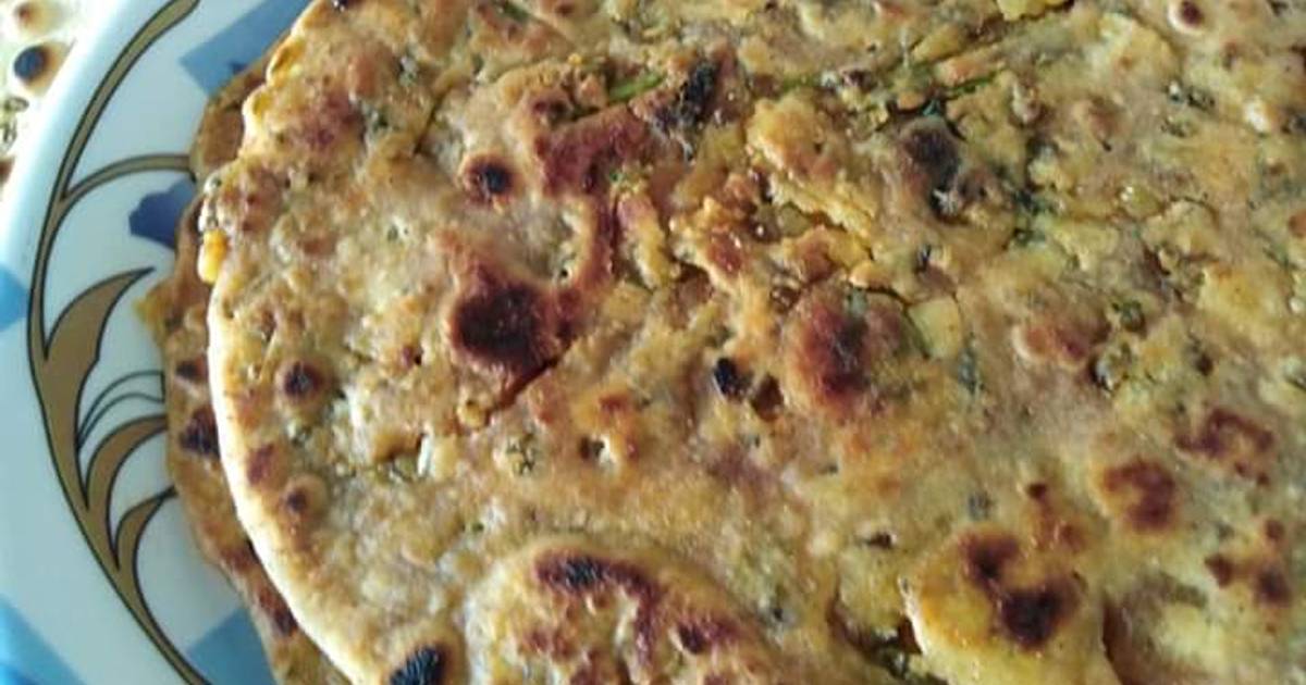 Moong paratha Recipe by Heena Baxani Rakhwani - Cookpad