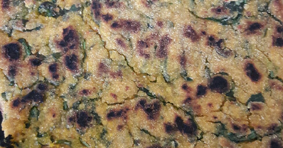 Makai Mooli Methi Roti Recipe by Neena Bansal - Cookpad