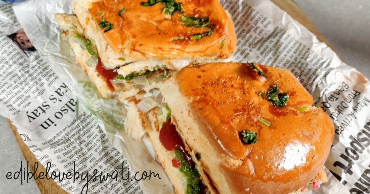 Bun Omelette Pav Omelette Recipe by Swati - Cookpad