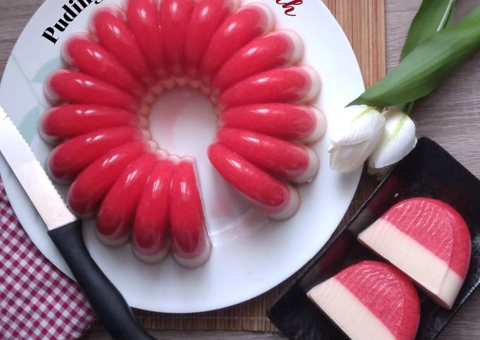 Resep Puding Lumut Merah Putih oleh Dapoer_Santi - Cookpad
