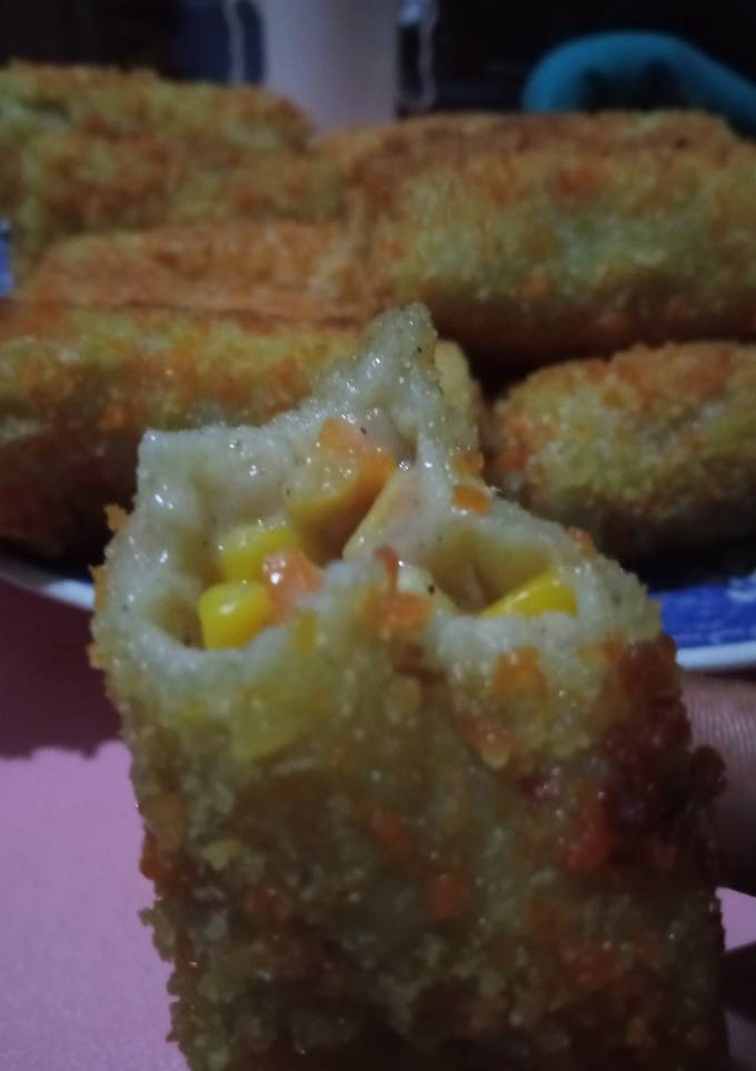 Resep Risoles ragout sayuran dan ayam oleh Ari Noviani - Cookpad