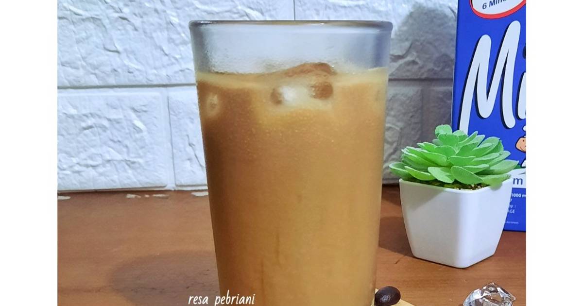 Resep 71. Es kopi susu ala cafe oleh Resa Pebriani B - Cookpad