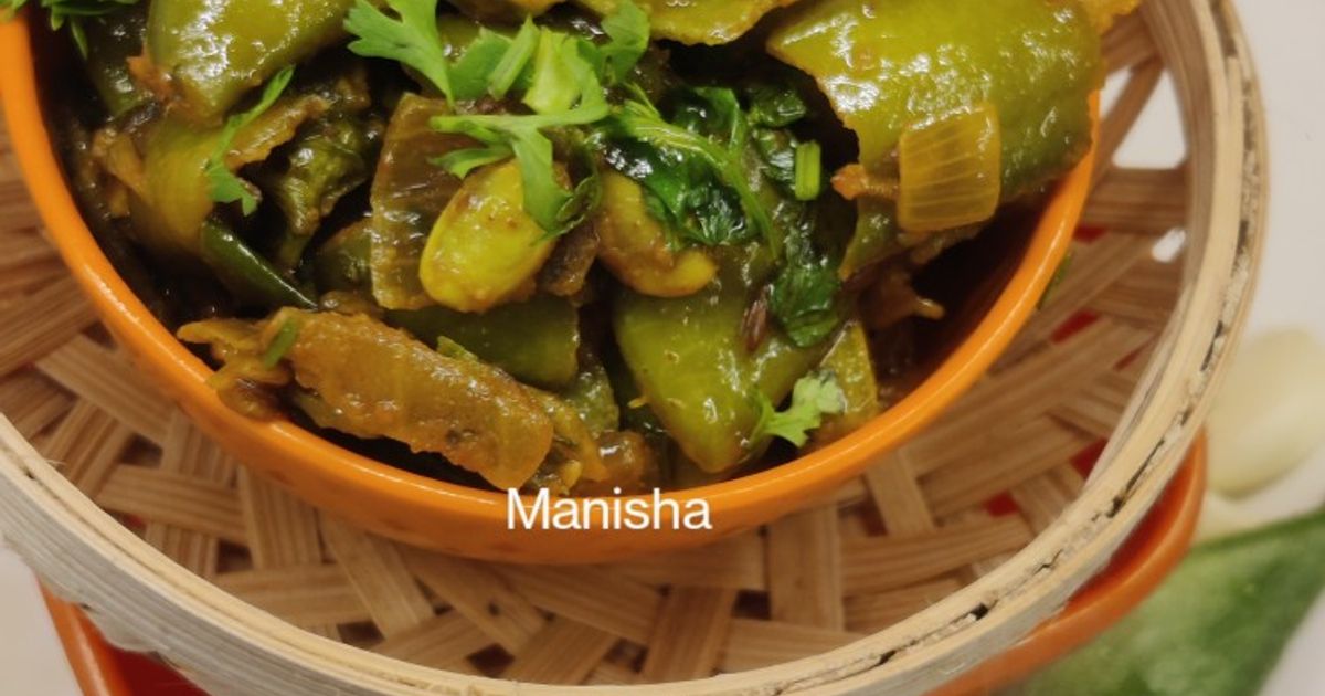 Val Papadi Bhaji (Winter Special Broad/Flat Beans Curry) Recipe by ...