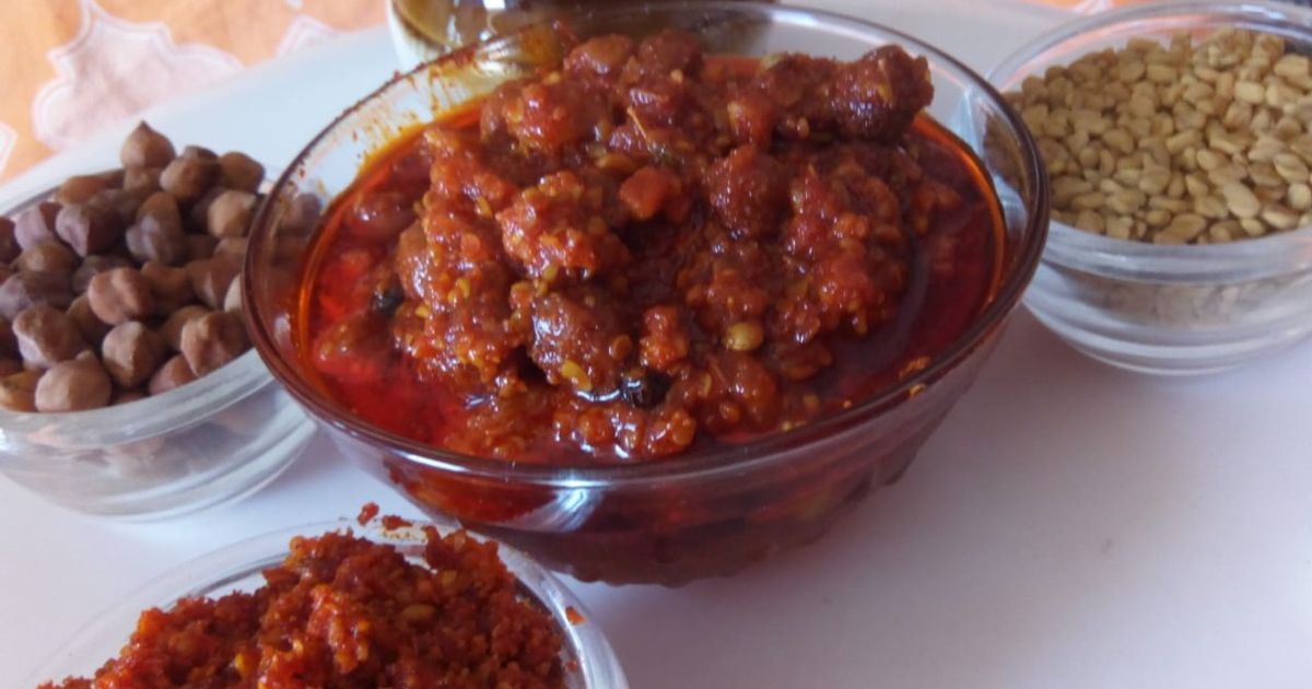 Juliben Dave દ્વારા રેસીપી ચણા મેથીનું અથાણું (Chana Methi Athanu ...