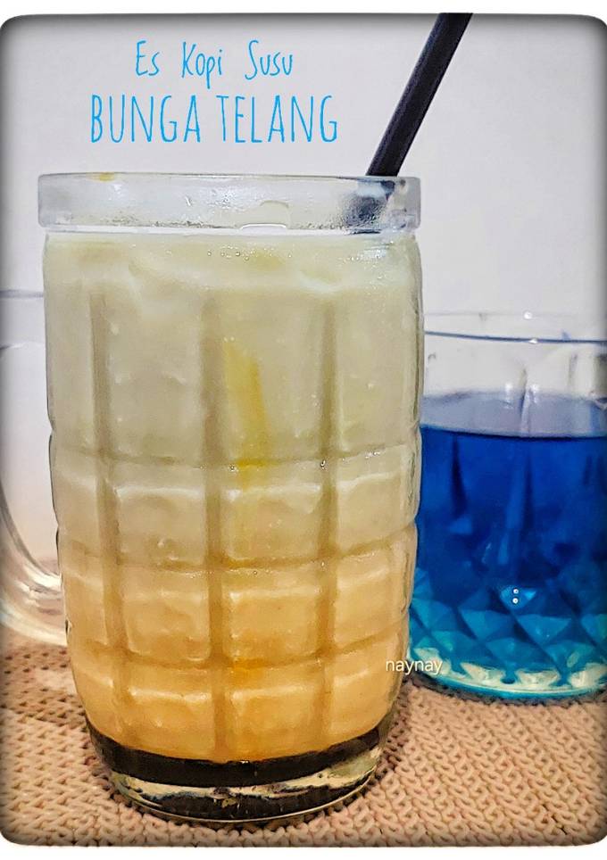 Resep Es Kopi Susu Bunga Telang oleh NayNay - Cookpad