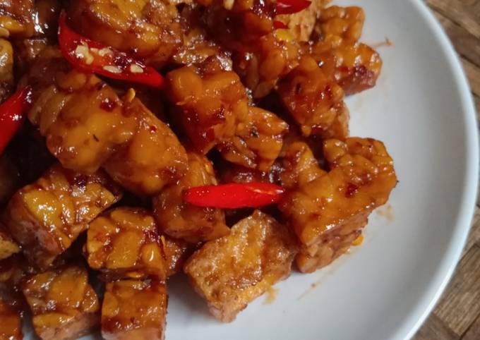 Resep Orek Tempe Tahu Kecap oleh Esty Ridho Hakim - Cookpad