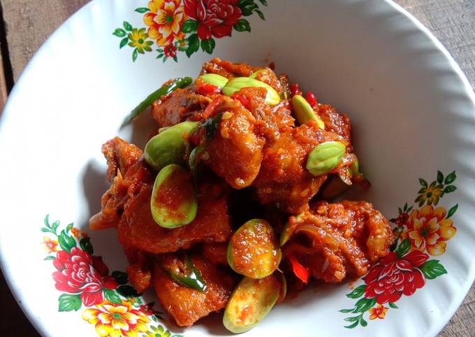 Resep Ayam CABE-CABEAN oleh rina rusyana - Cookpad