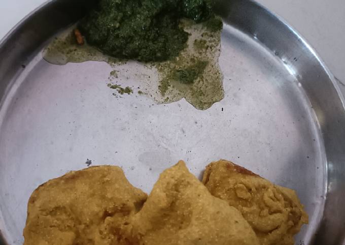 Bread pakoda Recipe by Anika Garg - Cookpad