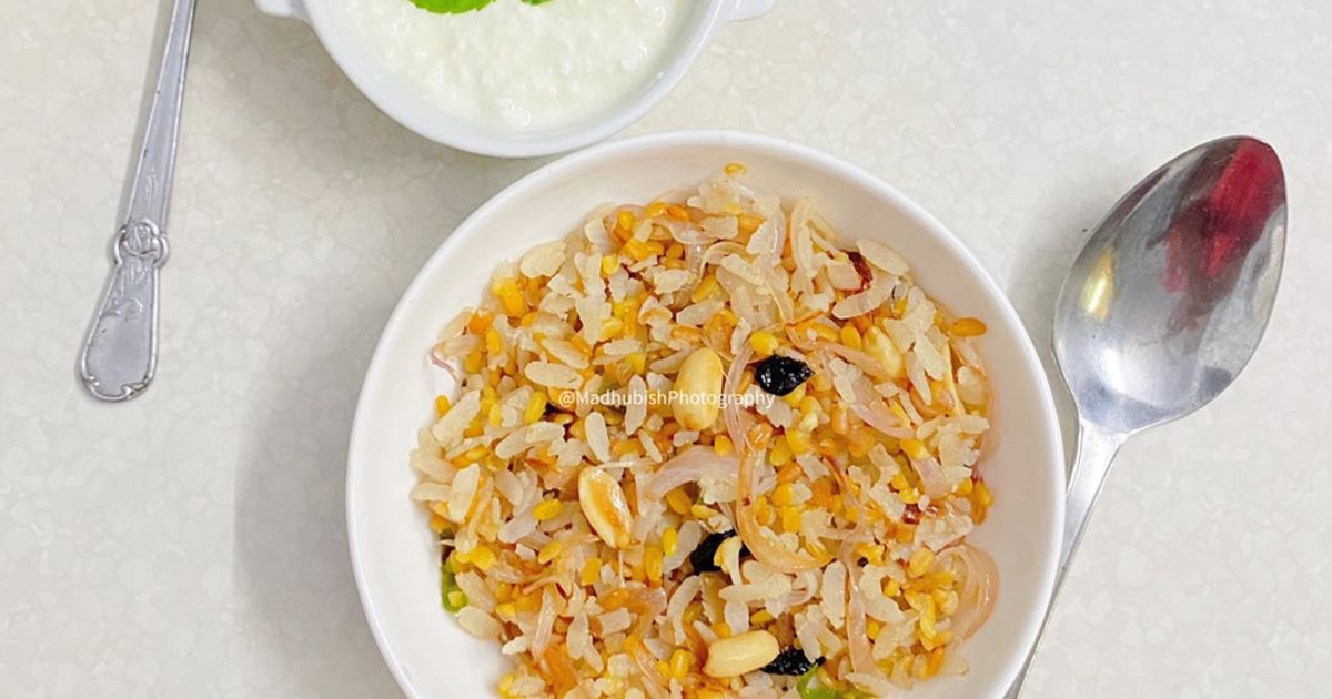 Chire Khichuri Recipe by Madhumita Bishnu - Cookpad