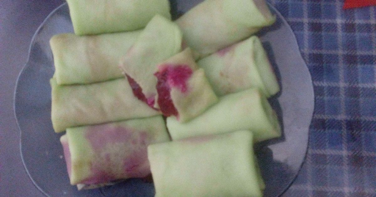 Resep 7. Dadar Gulung Fla Buah Naga oleh Wiwin Haryani - Cookpad