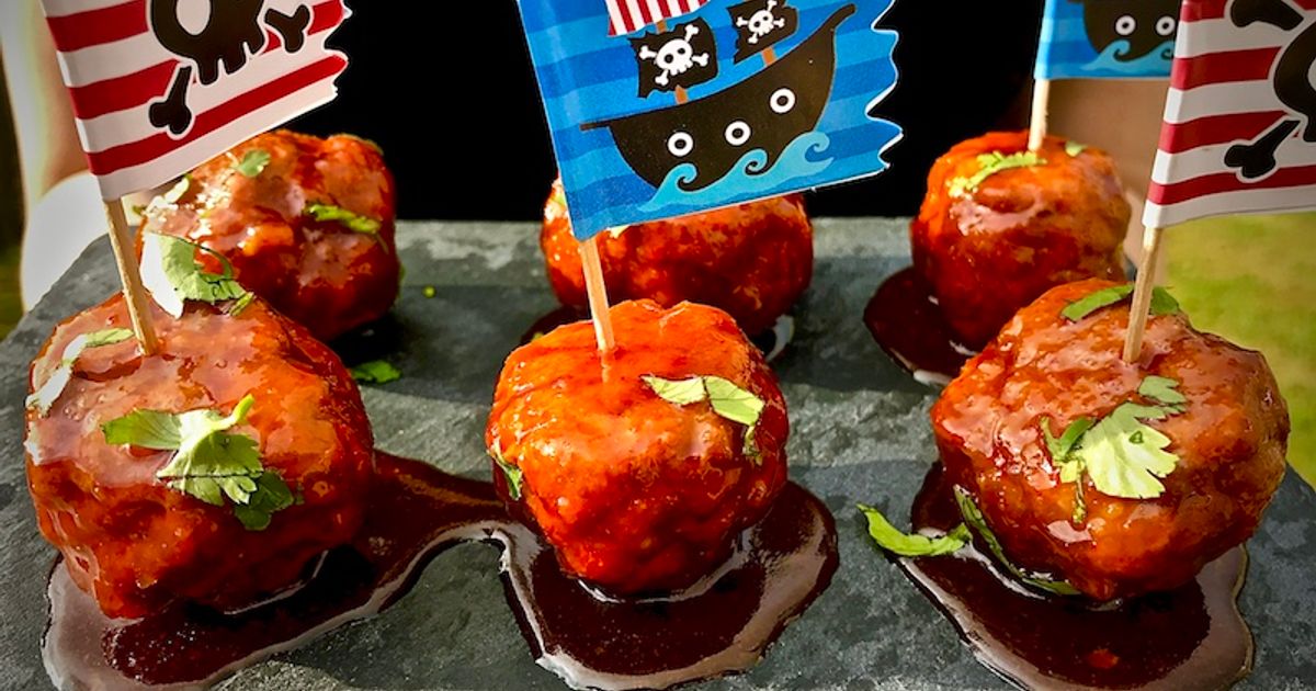 Turkey Lollipop In Sriracha Sauce Recipe by marni xuto - Cookpad