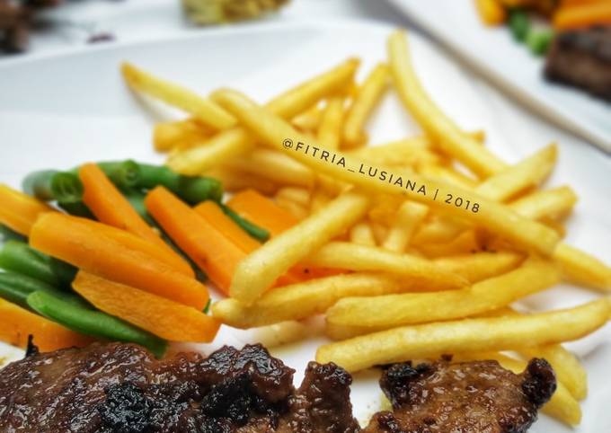 Resep Beef Steak oleh Fitria Lusiana Dewi - Cookpad
