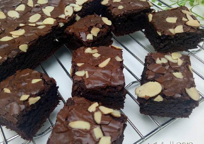Resep Fudge Brownies oleh Ninik Fn || Dapur Kin's - Cookpad