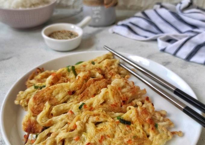 Resep Paeng-ee Beoseot Jeon, 팽이버섯전 (Korean Enoki Mushroom Pancake) oleh ...