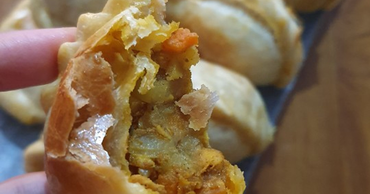 Resep Karipap / Pastel Kari / Currypuff oleh Dapur Olive - Cookpad