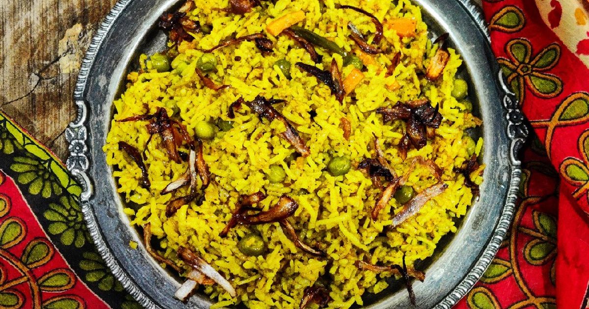 Quick Vegetable Biryani With Winter Vegetables In Cooker Recipe by ...