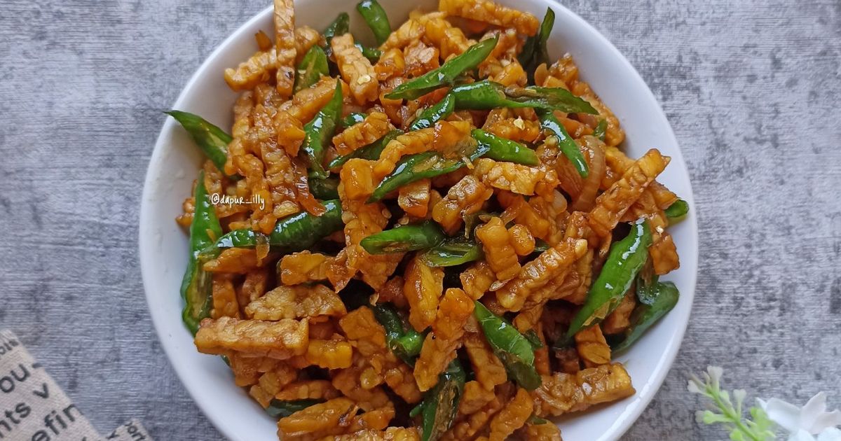Resep Oseng Tempe Lombok Ijo oleh Dapur illy - Cookpad