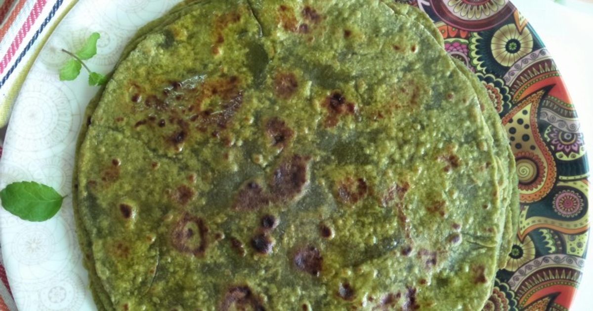 Pudina Paratha (Savoury Mint Flatbread) Recipe by Pooja M. Pandit - Cookpad