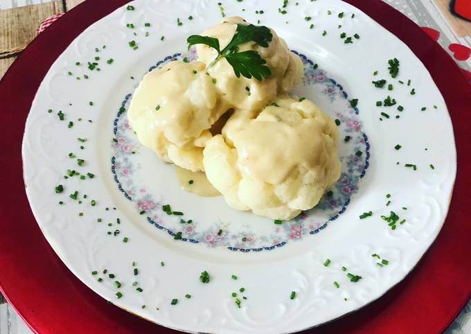 Coliflor con salsa de almendra Receta de grego&monica- Cookpad