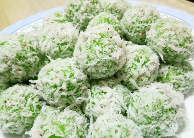 Resep Klepon meletop oleh Cece Maril - Cookpad