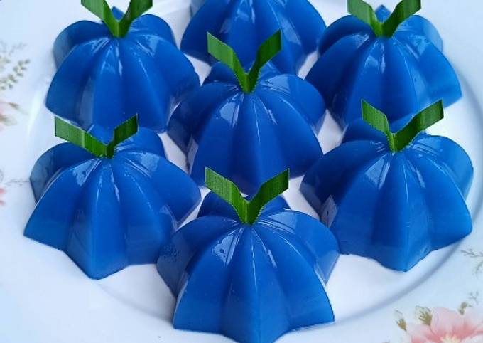 Resep Puding Hunkwe Bunga Telang oleh 𝗕𝘂𝗻𝗱𝗮 𝗞𝗶𝗿𝗮𝗻𝗮 - Cookpad