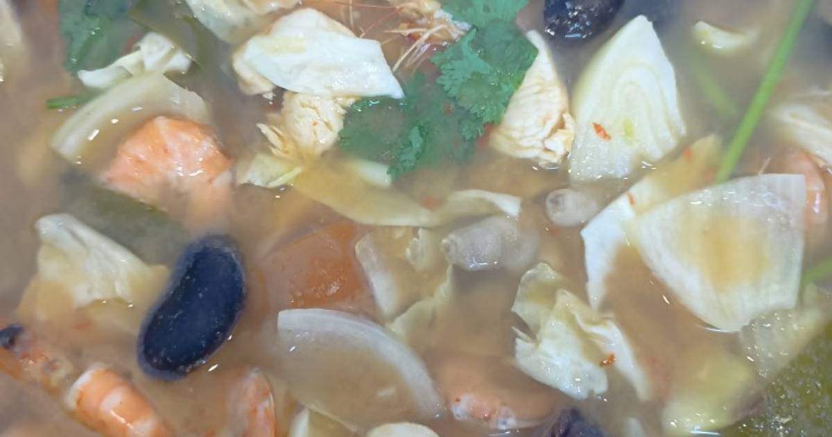 Resipi Tomyam Seafood menggunakan pes homemade oleh Fatiah Haz - Cookpad