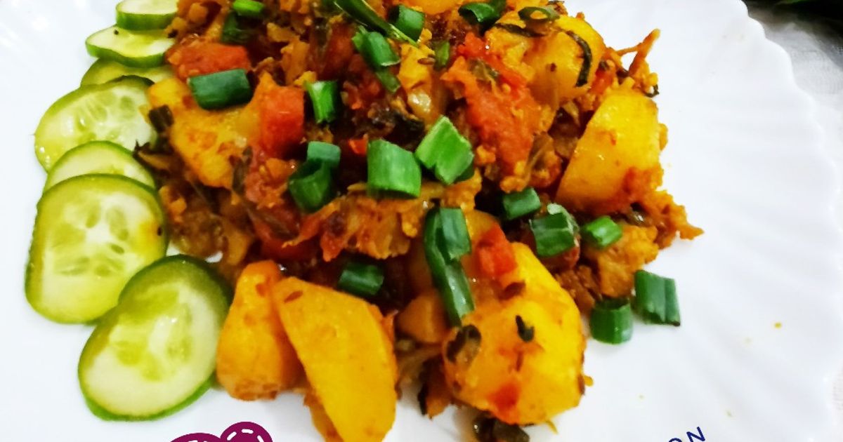Cauliflower And Aloo Recipe by Farzana Memon - Cookpad