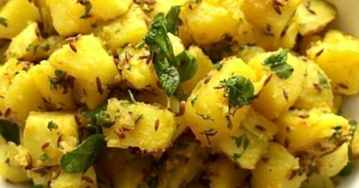 Jeera Aloo Recipe by Bharti Laungani - Cookpad