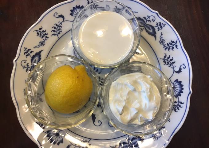 California Farm Made Smetana Sour Cream Recipe by Hobby Horseman - Cookpad