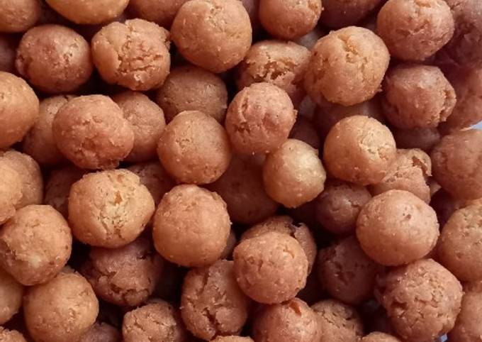 Resep Kaneker renyah dan gurih oleh imas_e_s - Cookpad