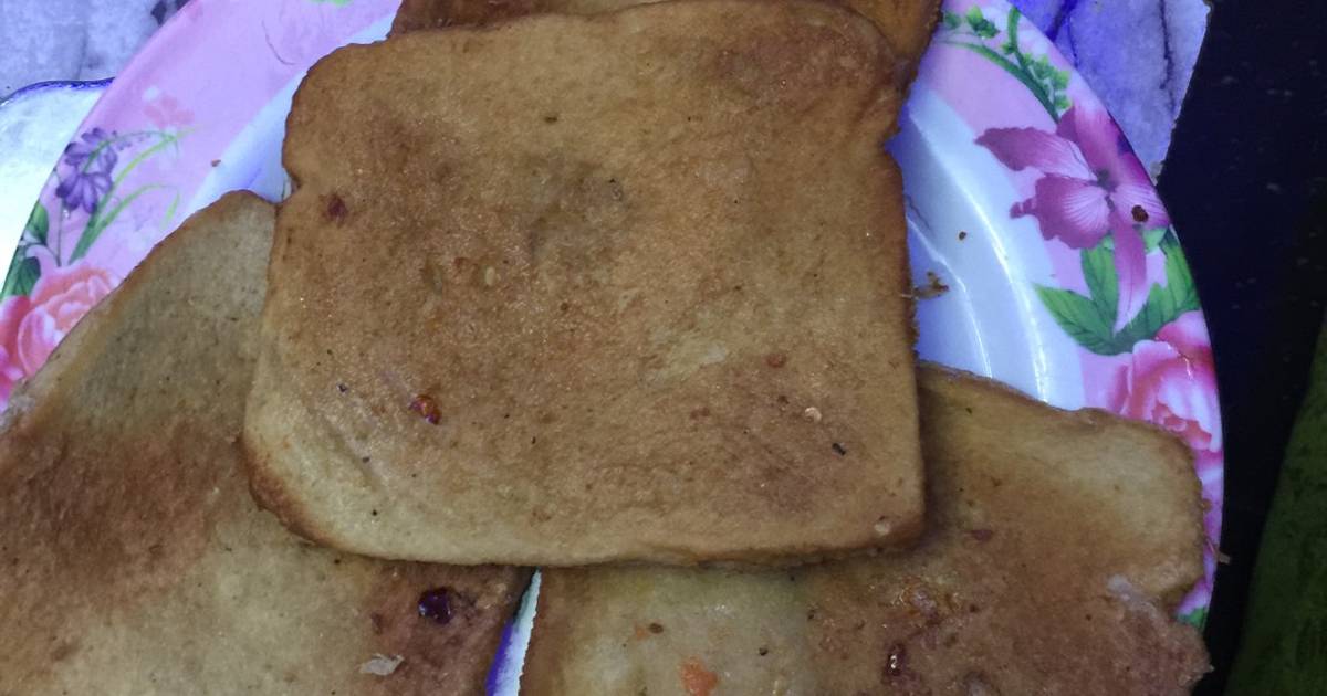 Fried bread wit egg girki daga Meenarh kitchen nd more - Cookpad