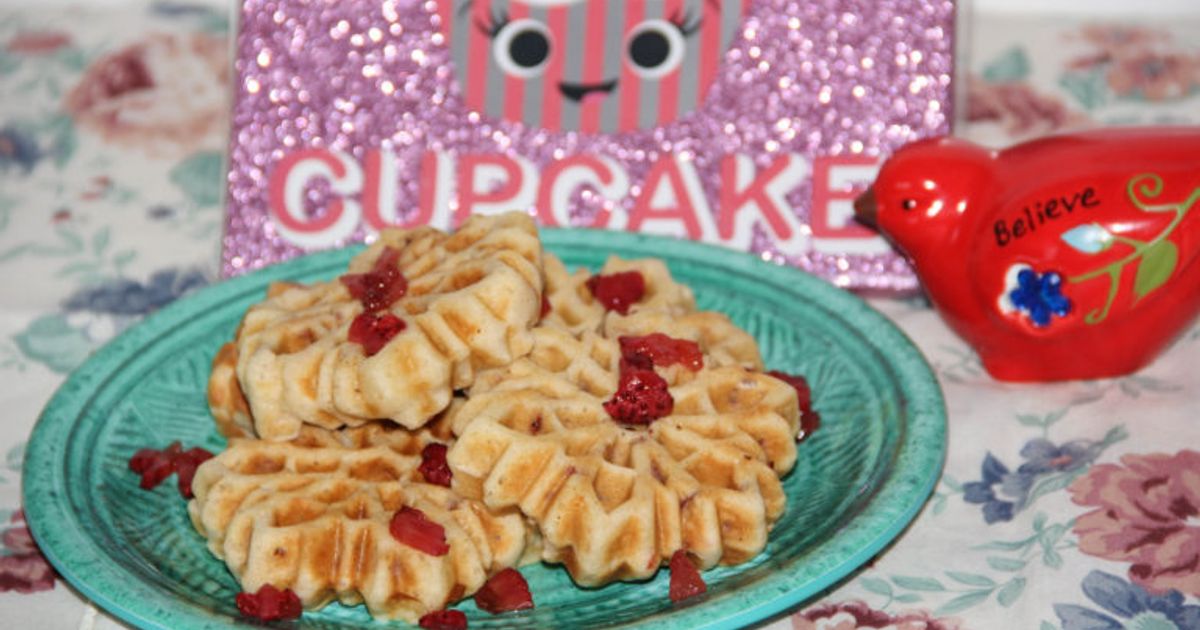 Strawberry Infused Snowflake Breakfast Waffles Recipe by Little Hearts ...