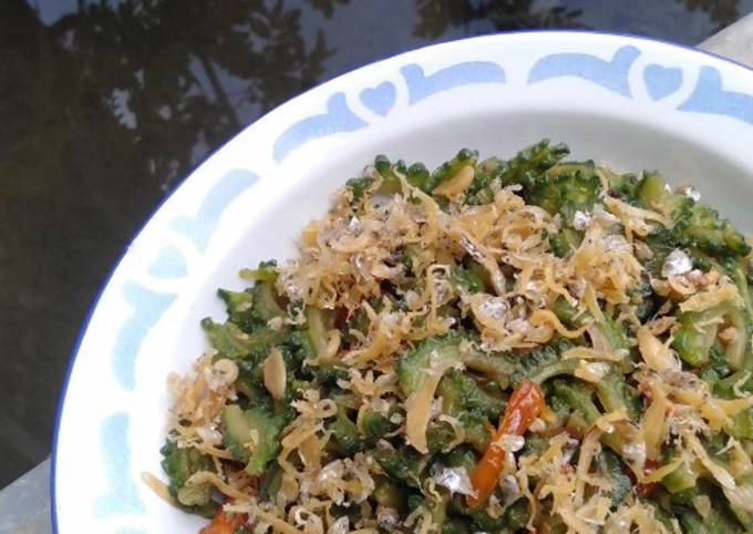 Resep Oseng Pare Tabur Teri oleh Any - Cookpad