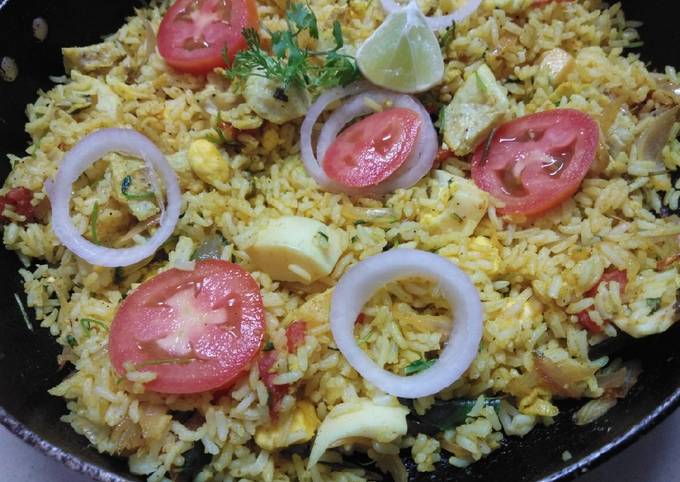 Egg tawa pulav Recipe by Veena Pawar - Cookpad