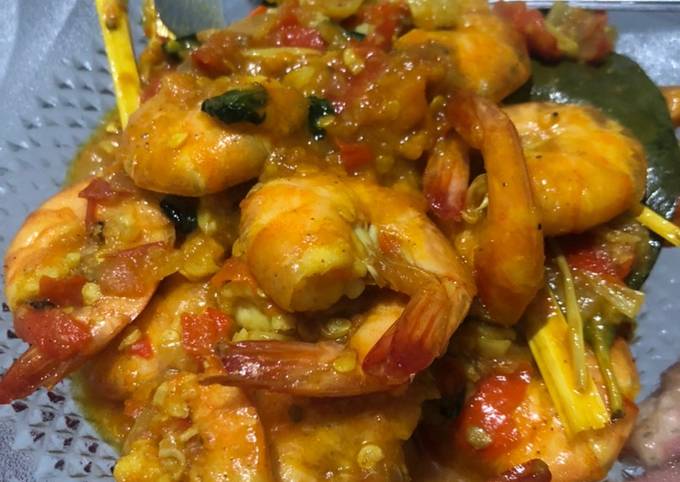 Resep Udang Bumbu Kuning oleh Oshin Liangto - Cookpad