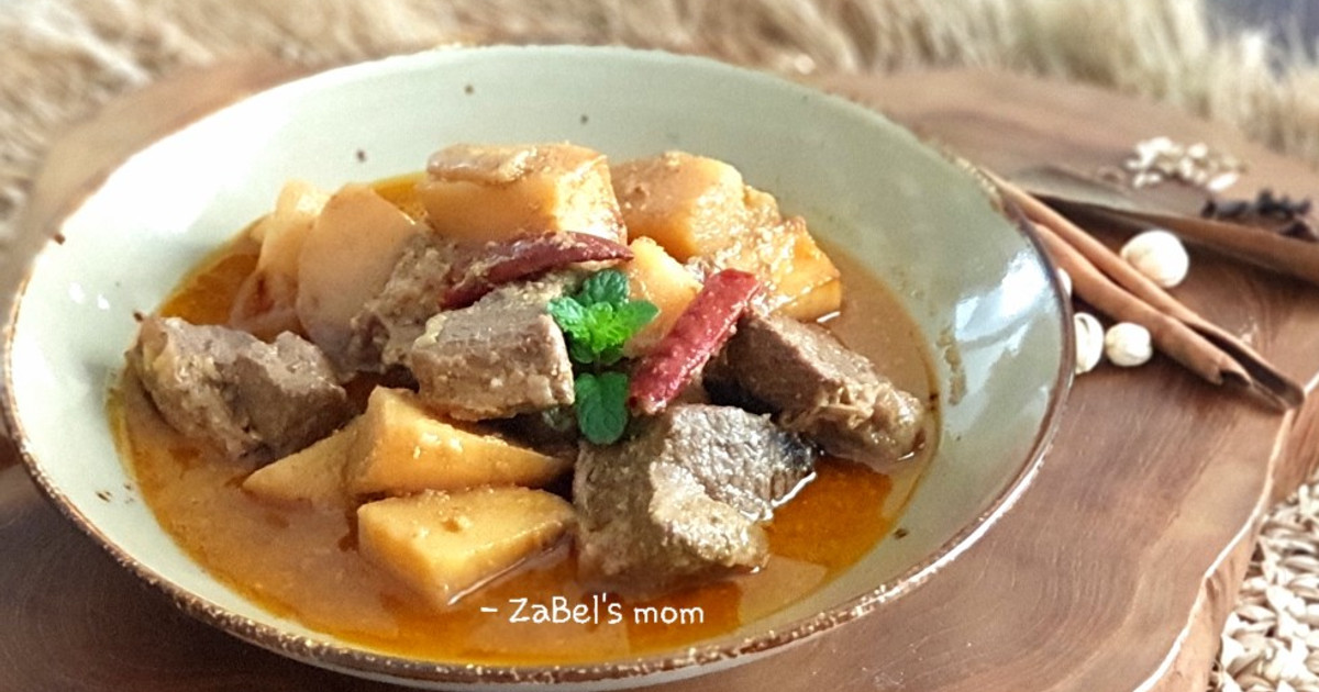 Resep Kari Sapi Ala Thai (Beef Massaman Curry) oleh Heniwatisuma, ZaBel ...